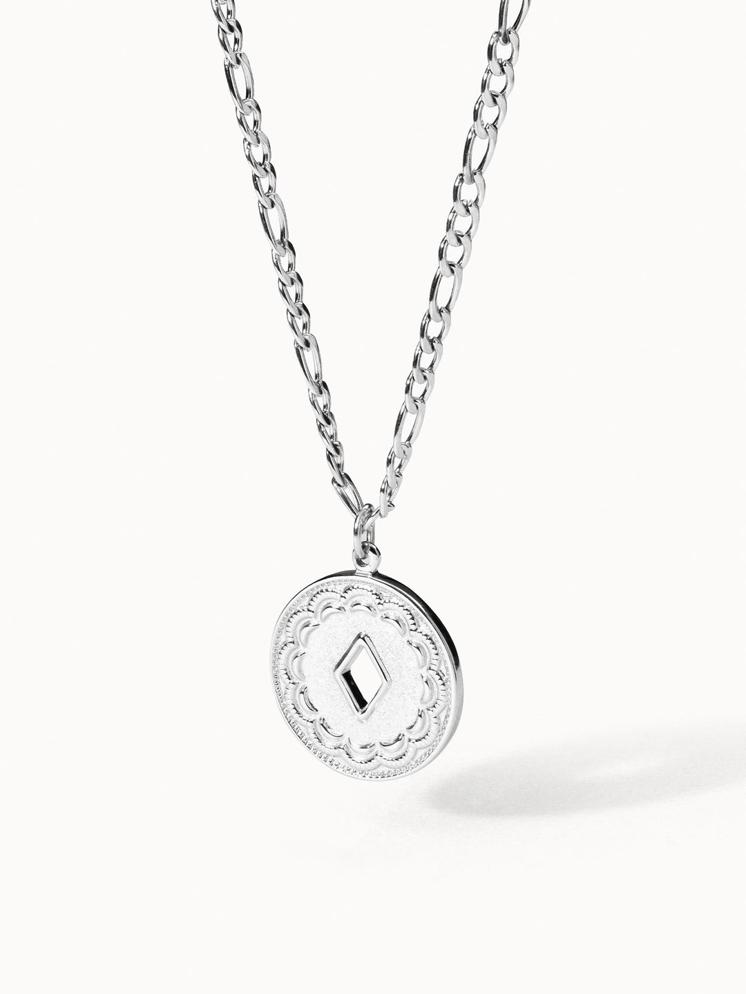 Schmuck-Trends 2025: Die angesagtesten Must-haves im Frühling